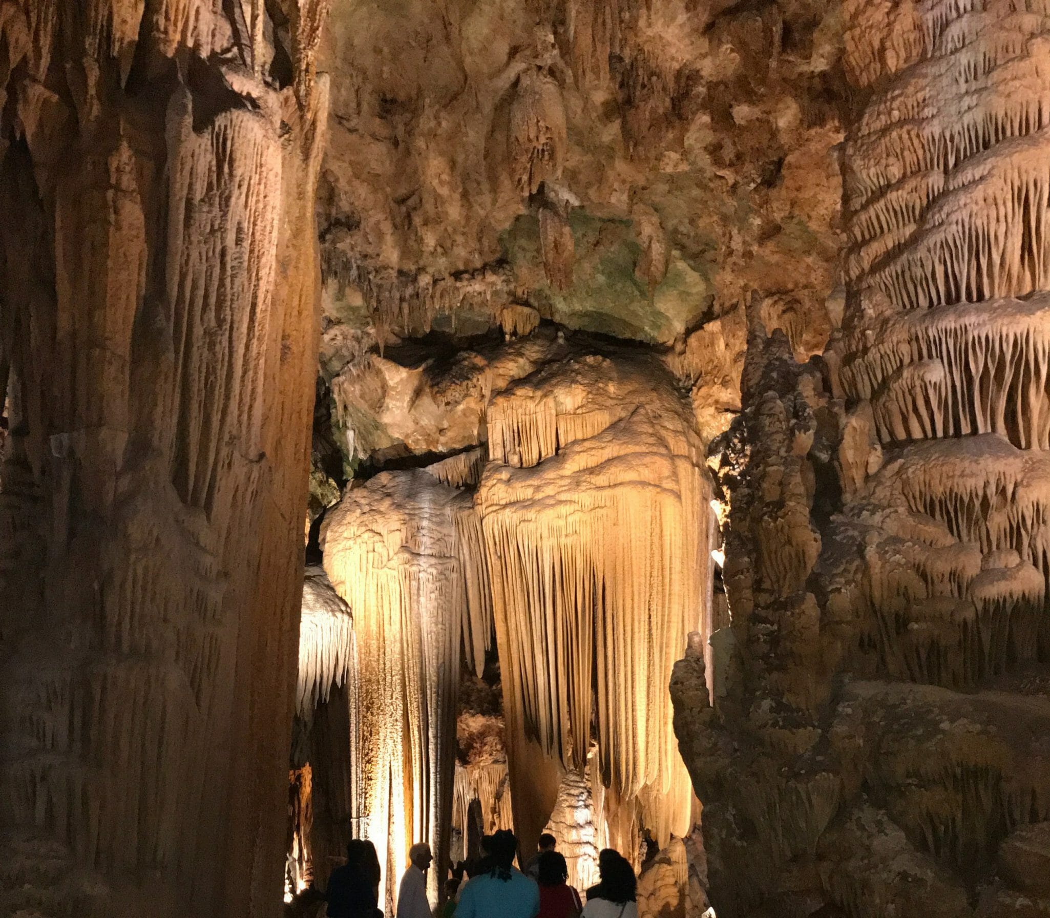 A Visit to Luray Caverns - Travel Guide - Everyday Life